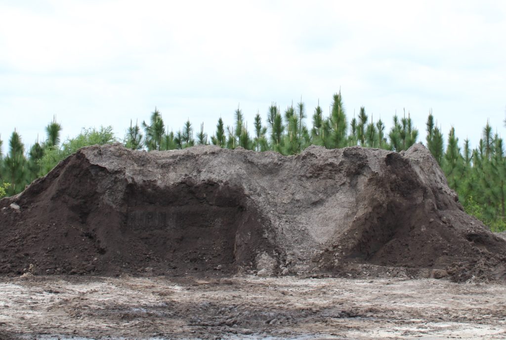 Dirt Pit – The McGraley Co.